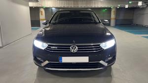 Grey Volkswagen Passat Alltrack 2016 in Vilnius, with an engine capacity of 2.00 L and mileage of 250 thousand km for 12000 €, photo 5 on AUTOMOTO.COM.LV