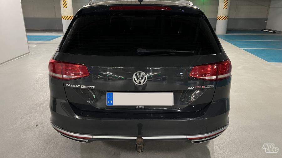Grey Volkswagen Passat Alltrack 2016 in Vilnius, with an engine capacity of 2.00 L and mileage of 250 thousand km for 12000 €, photo 10 on AUTOMOTO.COM.LV