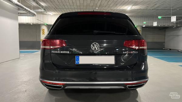 Grey Volkswagen Passat Alltrack 2016 in Vilnius, with an engine capacity of 2.00 L and mileage of 250 thousand km for 12000 €, photo 10 on AUTOMOTO.COM.LV