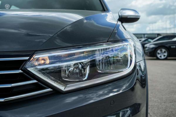 Pelēks Volkswagen Passat Alltrack 2016 Kauņa, ar dzinēja tilpumu 1.97 L un nobraukumu 302 tūkst. km par 12950 €, foto 7 vietnē AUTOMOTO.COM.LV