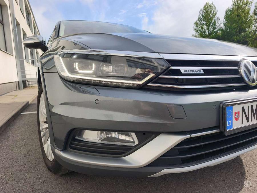Pelēks Volkswagen Passat Alltrack 2016 Kauņa, ar dzinēja tilpumu 2.00 L un nobraukumu 303 tūkst. km par 11900 €, foto 15 vietnē AUTOMOTO.COM.LV