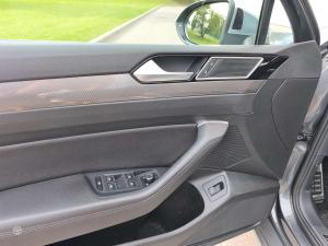Pelēks Volkswagen Passat Alltrack 2016 Kauņa, ar dzinēja tilpumu 2.00 L un nobraukumu 303 tūkst. km par 11900 €, foto 18 vietnē AUTOMOTO.COM.LV
