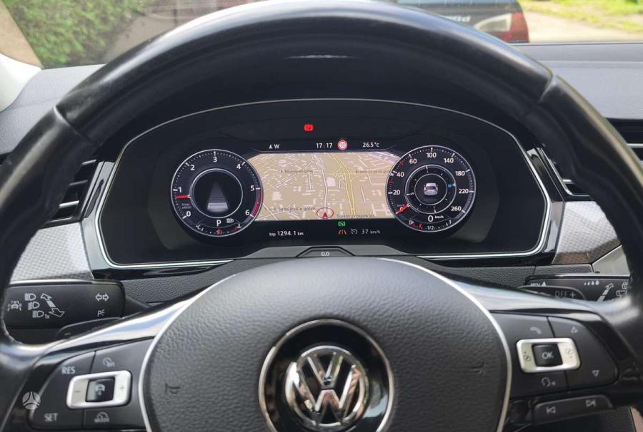 Pelēks Volkswagen Passat Alltrack 2016 Kauņa, ar dzinēja tilpumu 2.00 L un nobraukumu 303 tūkst. km par 11900 €, foto 22 vietnē AUTOMOTO.COM.LV