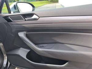 Pelēks Volkswagen Passat Alltrack 2016 Kauņa, ar dzinēja tilpumu 2.00 L un nobraukumu 303 tūkst. km par 11900 €, foto 30 vietnē AUTOMOTO.COM.LV