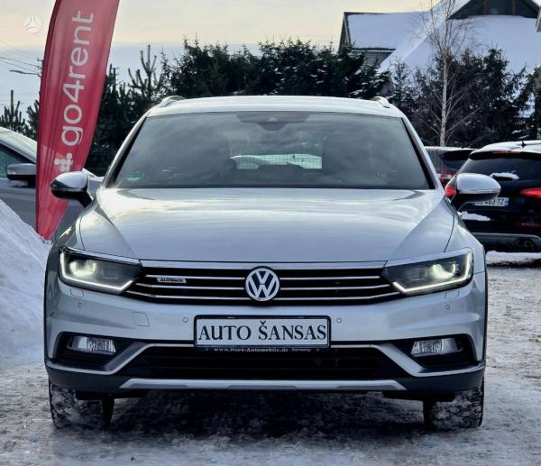 Grey Volkswagen Passat Alltrack 2017 in Taurage, with an engine capacity of 2.00 L and mileage of 229 thousand km for 12750 €, photo 1 on AUTOMOTO.COM.LV