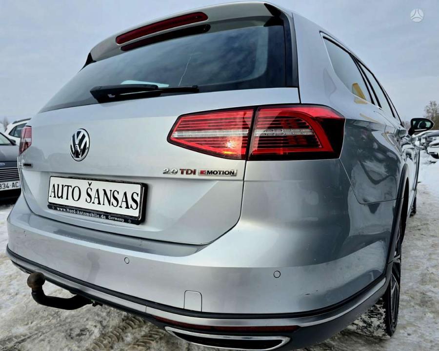 Pelēks Volkswagen Passat Alltrack 2017 Tauragė, ar dzinēja tilpumu 2.00 L un nobraukumu 229 tūkst. km par 12750 €, foto 12 vietnē AUTOMOTO.COM.LV