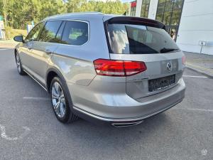 Pelēks Volkswagen Passat Alltrack 2017 Kauņa, ar dzinēja tilpumu 2.00 L un nobraukumu 299 tūkst. km par 13700 €, foto 5 vietnē AUTOMOTO.COM.LV