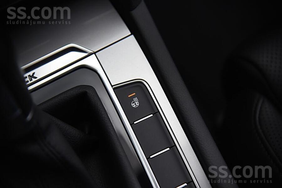 Pelēks Volkswagen Passat Alltrack 2017 Tukums, ar dzinēja tilpumu 2.00 L un nobraukumu 147 tūkst. km par 17290 €, foto 15 vietnē AUTOMOTO.COM.LV