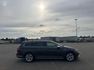 Pelēks Volkswagen Passat Alltrack 2017 Viļņa, ar dzinēja tilpumu 1.97 L un nobraukumu 309 tūkst. km par 15500 €, foto 7 vietnē AUTOMOTO.COM.LV