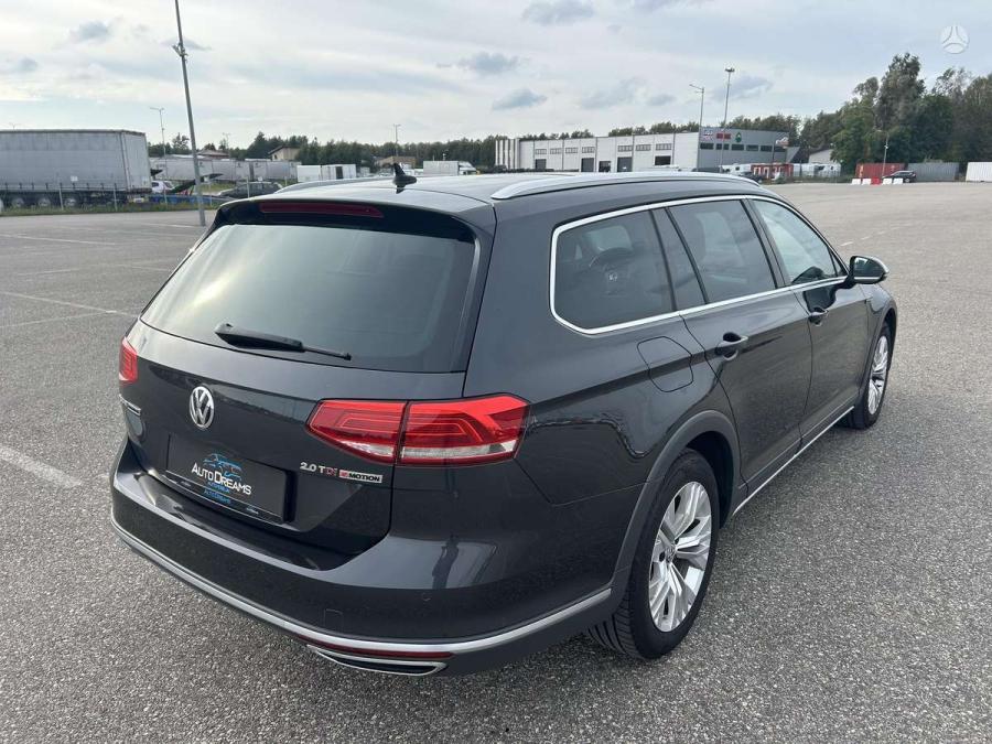 Pelēks Volkswagen Passat Alltrack 2017 Viļņa, ar dzinēja tilpumu 1.97 L un nobraukumu 309 tūkst. km par 15500 €, foto 9 vietnē AUTOMOTO.COM.LV