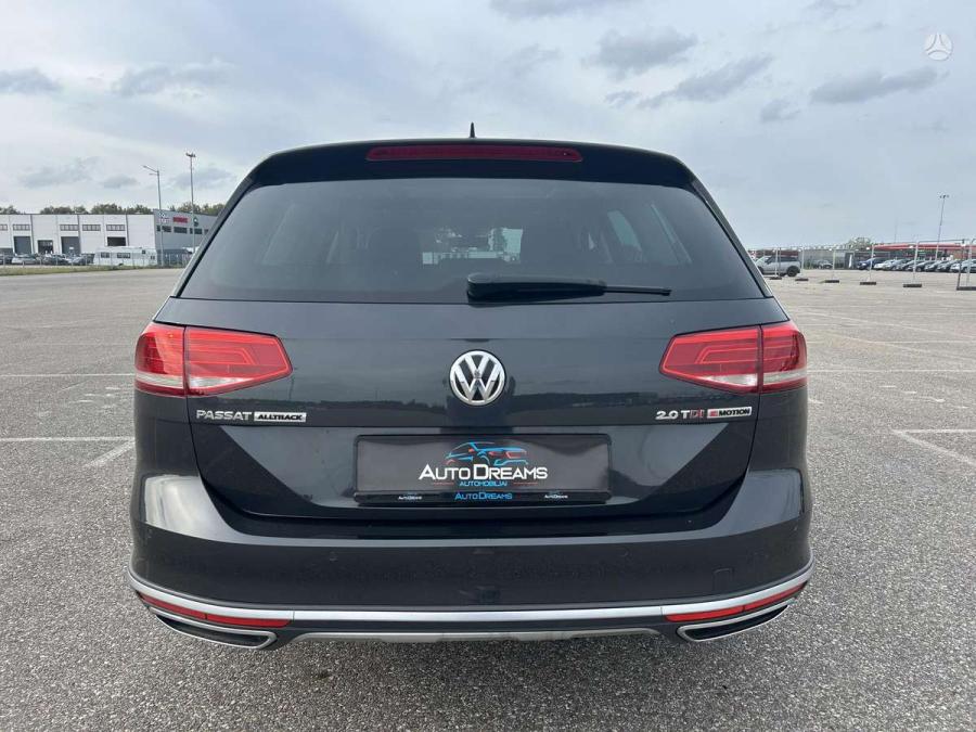 Pelēks Volkswagen Passat Alltrack 2017 Viļņa, ar dzinēja tilpumu 1.97 L un nobraukumu 309 tūkst. km par 15500 €, foto 11 vietnē AUTOMOTO.COM.LV