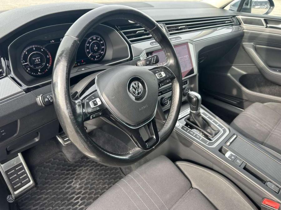 Pelēks Volkswagen Passat Alltrack 2017 Viļņa, ar dzinēja tilpumu 1.97 L un nobraukumu 309 tūkst. km par 15500 €, foto 23 vietnē AUTOMOTO.COM.LV