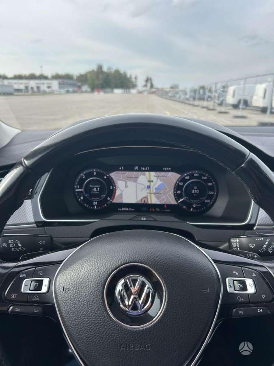 Pelēks Volkswagen Passat Alltrack 2017 Viļņa, ar dzinēja tilpumu 1.97 L un nobraukumu 309 tūkst. km par 15500 €, foto 26 vietnē AUTOMOTO.COM.LV