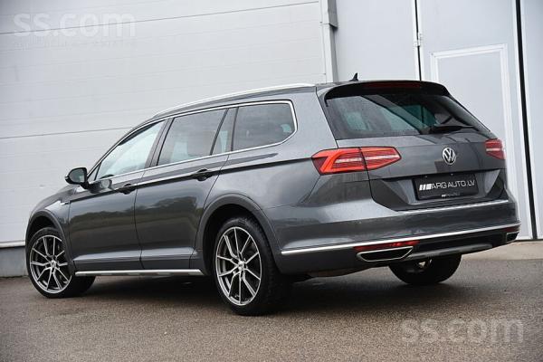 Pelēks Volkswagen Passat Alltrack 2017 Tukums, ar dzinēja tilpumu 2.00 L un nobraukumu 267 tūkst. km par 13990 €, foto 3 vietnē AUTOMOTO.COM.LV