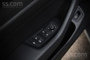 Grey Volkswagen Passat Alltrack 2017 in Tukums, with an engine capacity of 2.00 L and mileage of 267 thousand km for 13990 €, photo 12 on AUTOMOTO.COM.LV