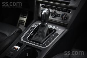 Grey Volkswagen Passat Alltrack 2017 in Tukums, with an engine capacity of 2.00 L and mileage of 267 thousand km for 13990 €, photo 17 on AUTOMOTO.COM.LV