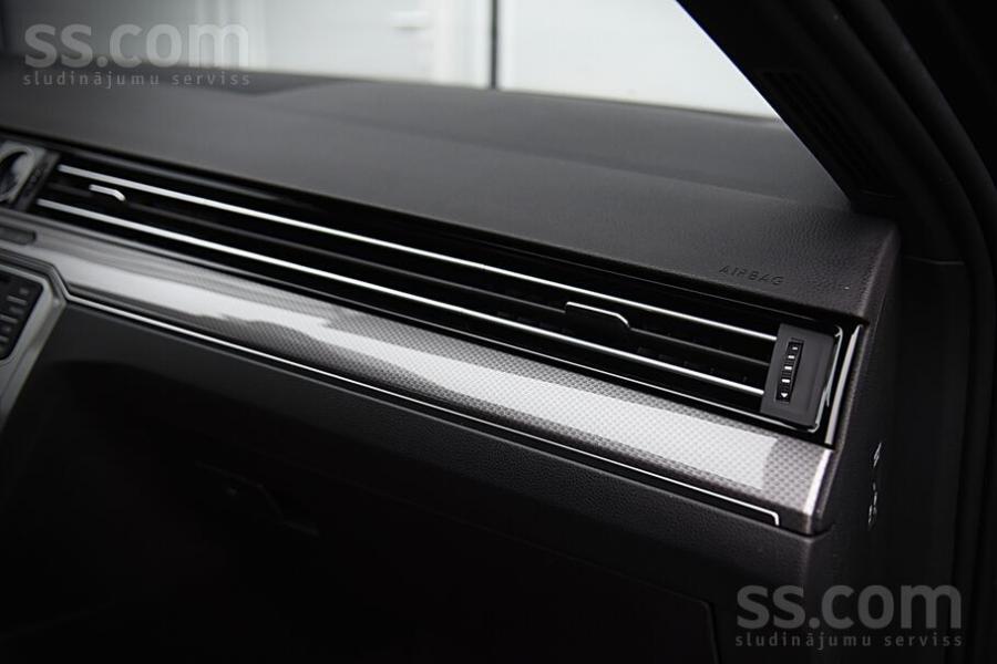 Grey Volkswagen Passat Alltrack 2017 in Tukums, with an engine capacity of 2.00 L and mileage of 267 thousand km for 13990 €, photo 18 on AUTOMOTO.COM.LV