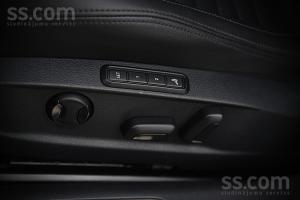Grey Volkswagen Passat Alltrack 2017 in Tukums, with an engine capacity of 2.00 L and mileage of 267 thousand km for 13990 €, photo 22 on AUTOMOTO.COM.LV