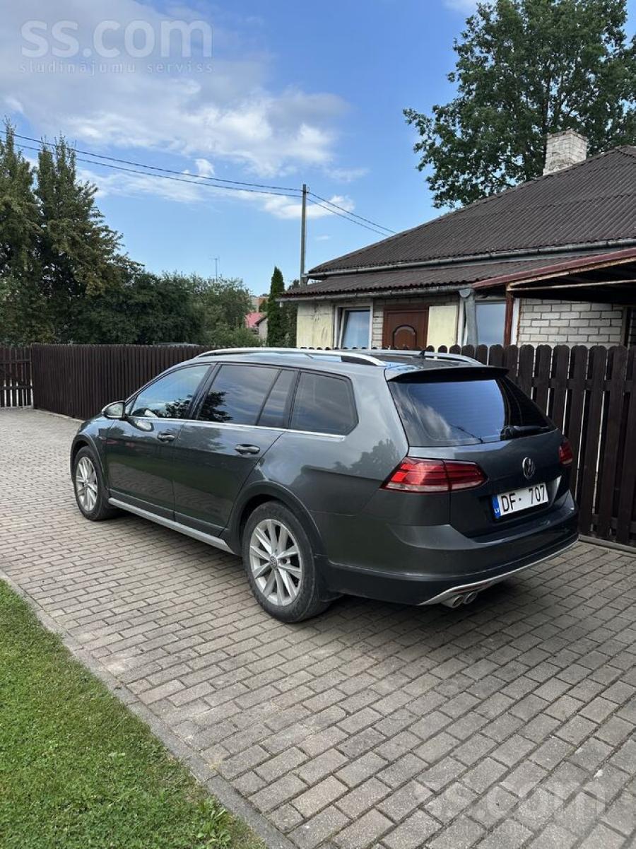Pelēks Volkswagen Passat Alltrack 2018 Cēsis, ar dzinēja tilpumu 2.00 L un nobraukumu 239 tūkst. km par 14500 €, foto 8 vietnē AUTOMOTO.COM.LV