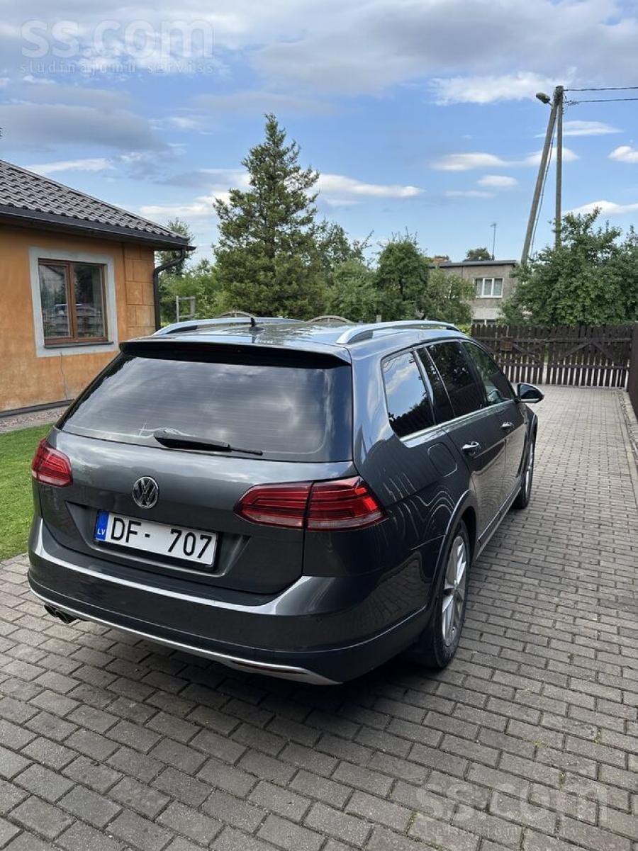 Pelēks Volkswagen Passat Alltrack 2018 Cēsis, ar dzinēja tilpumu 2.00 L un nobraukumu 239 tūkst. km par 14500 €, foto 9 vietnē AUTOMOTO.COM.LV
