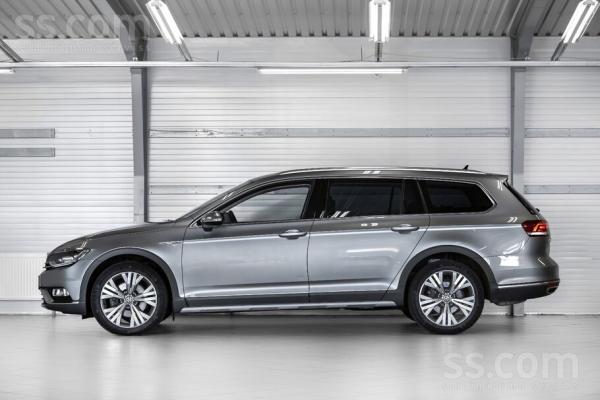 Фольксваген Пассат Альтрак 2018 в Тукумс на AUTOMOTO.COM.LV Серый Фольксваген Пассат Альтрак 2018 в Тукумс, объемом двигателя 2.00 л и пробегом 176 тыс. км за 16990 €, фото 8 на AUTOMOTO.COM.LV