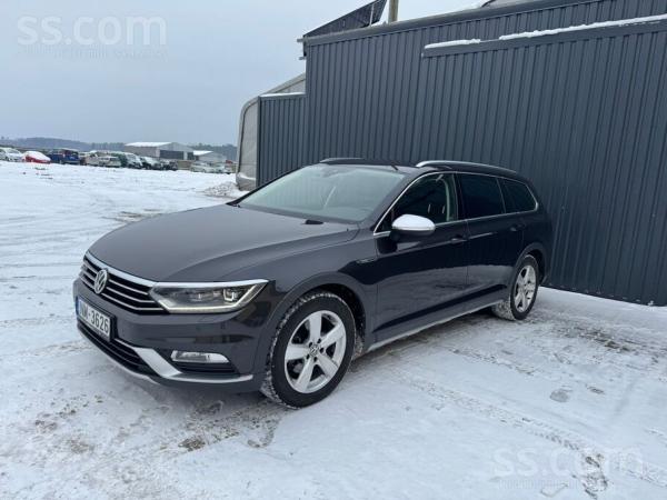 Pelēks Volkswagen Passat Alltrack 2019 Rīga, ar dzinēja tilpumu 2.00 L un nobraukumu 165 tūkst. km par 17900 €, foto 2 vietnē AUTOMOTO.COM.LV