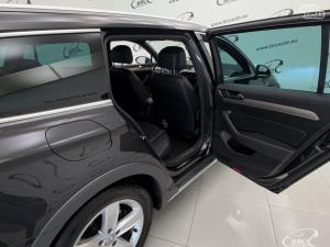Grey Volkswagen Passat Alltrack 2019 in Avizieniai, with an engine capacity of 2.00 L and mileage of 157 thousand km for 18900 €, photo 13 on AUTOMOTO.COM.LV