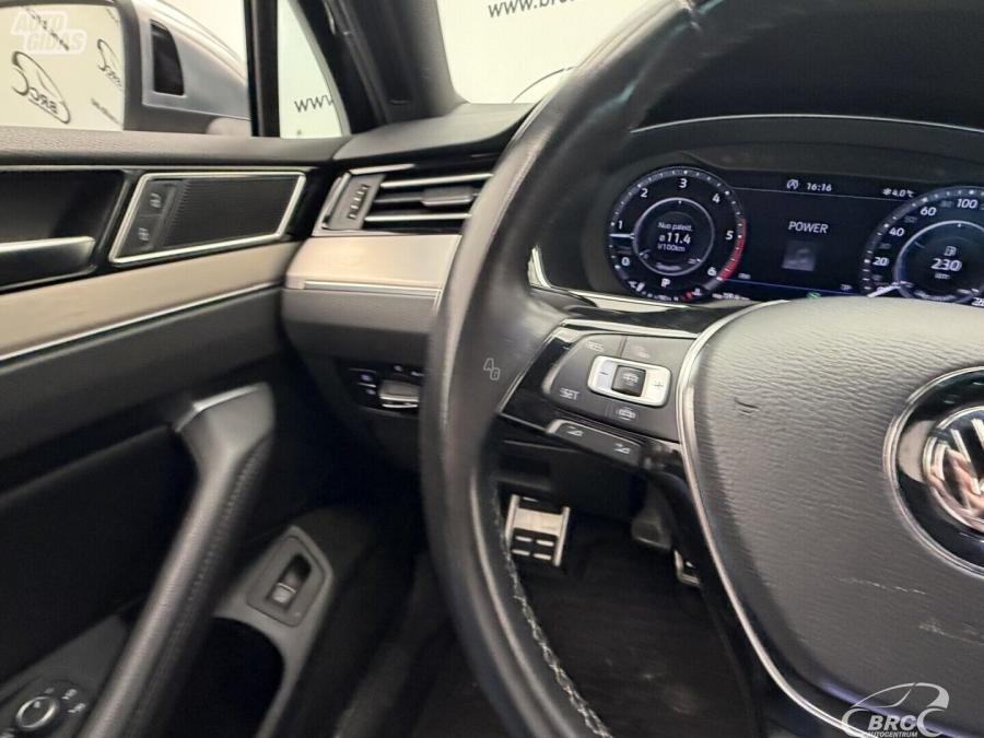 Grey Volkswagen Passat Alltrack 2019 in Avizieniai, with an engine capacity of 2.00 L and mileage of 157 thousand km for 18900 €, photo 34 on AUTOMOTO.COM.LV