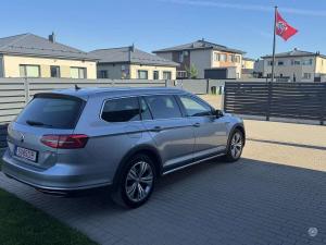 Pelēks Volkswagen Passat Alltrack 2019 Kauņa, ar dzinēja tilpumu 2.00 L un nobraukumu 294 tūkst. km par 12659 €, foto 5 vietnē AUTOMOTO.COM.LV