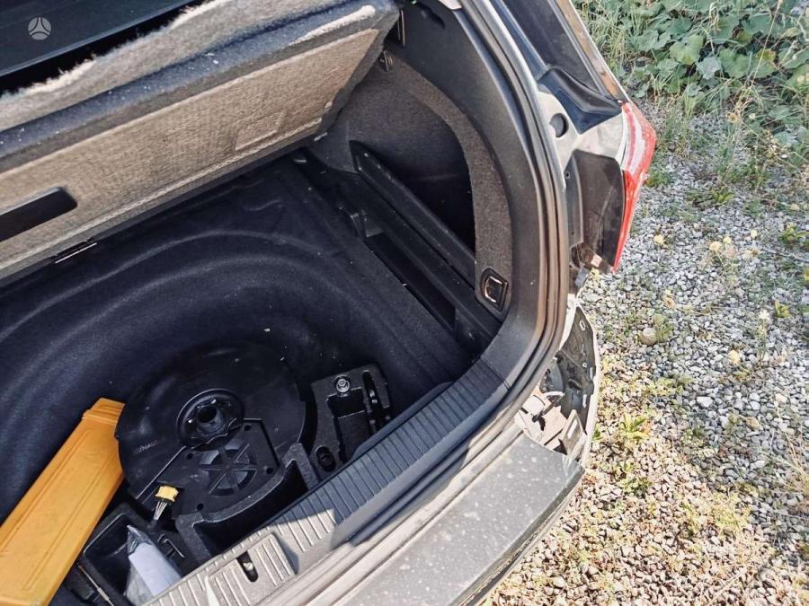 Pelēks Volkswagen Passat Alltrack 2020 Utena, ar dzinēja tilpumu 1.97 L un nobraukumu 118 tūkst. km par 16350 €, foto 19 vietnē AUTOMOTO.COM.LV