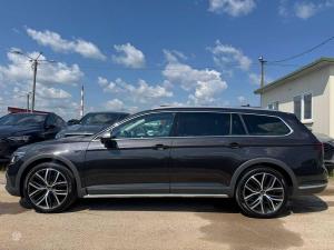 Pelēks Volkswagen Passat Alltrack 2022 Viļņa, ar dzinēja tilpumu 2.00 L un nobraukumu 137 tūkst. km par 24600 €, foto 7 vietnē AUTOMOTO.COM.LV