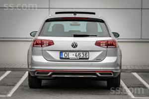 Grey Volkswagen Passat Alltrack 2022 in Riga, with an engine capacity of 2.00 L and mileage of 243 thousand km for 17500 €, photo 6 on AUTOMOTO.COM.LV