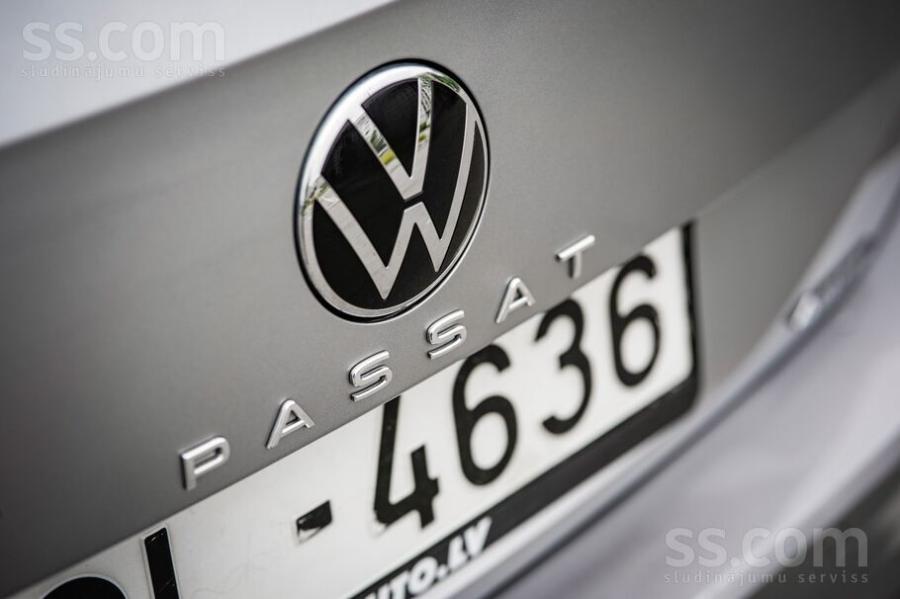 Grey Volkswagen Passat Alltrack 2022 in Riga, with an engine capacity of 2.00 L and mileage of 243 thousand km for 17500 €, photo 9 on AUTOMOTO.COM.LV
