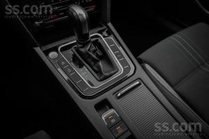 Grey Volkswagen Passat Alltrack 2022 in Riga, with an engine capacity of 2.00 L and mileage of 243 thousand km for 17500 €, photo 24 on AUTOMOTO.COM.LV