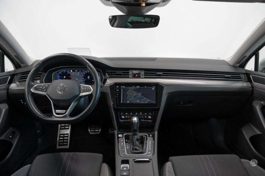 Pelēks Volkswagen Passat Alltrack 2022 Viļņa, ar dzinēja tilpumu 2.00 L un nobraukumu 152 tūkst. km par 24900 €, foto 9 vietnē AUTOMOTO.COM.LV