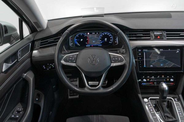 Pelēks Volkswagen Passat Alltrack 2022 Viļņa, ar dzinēja tilpumu 2.00 L un nobraukumu 152 tūkst. km par 24900 €, foto 9 vietnē AUTOMOTO.COM.LV