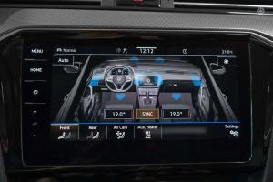 Pelēks Volkswagen Passat Alltrack 2022 Viļņa, ar dzinēja tilpumu 2.00 L un nobraukumu 152 tūkst. km par 24900 €, foto 18 vietnē AUTOMOTO.COM.LV