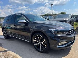 Grey Volkswagen Passat Alltrack 2022 in Vilnius, with an engine capacity of 2.00 L and mileage of 137 thousand km for 24200 €, photo 3 on AUTOMOTO.COM.LV