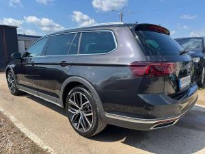 Grey Volkswagen Passat Alltrack 2022 in Vilnius, with an engine capacity of 2.00 L and mileage of 137 thousand km for 24200 €, photo 9 on AUTOMOTO.COM.LV