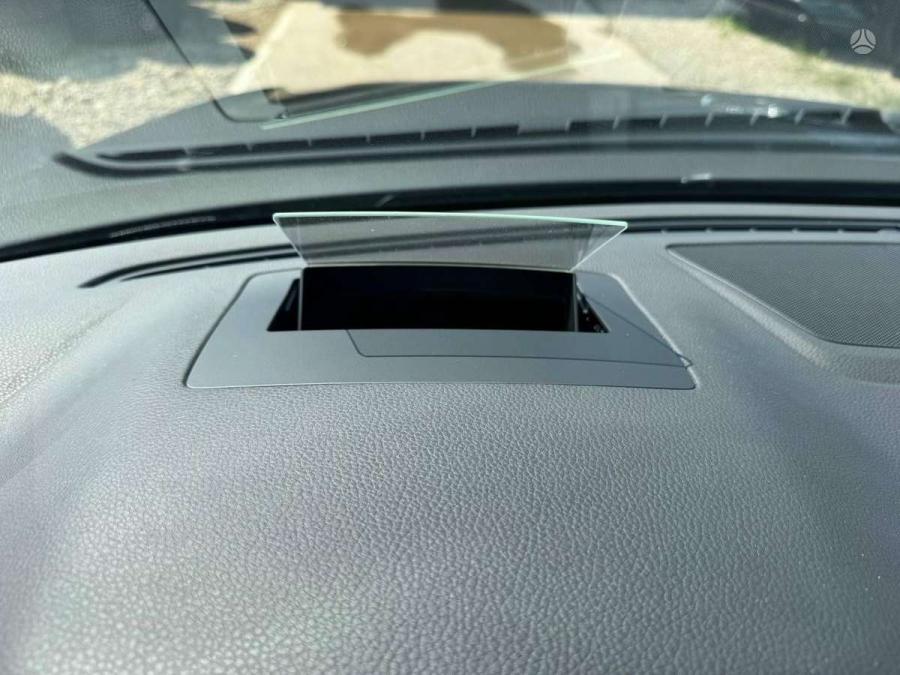 Grey Volkswagen Passat Alltrack 2022 in Vilnius, with an engine capacity of 2.00 L and mileage of 137 thousand km for 24200 €, photo 14 on AUTOMOTO.COM.LV