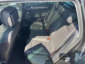 Grey Volkswagen Passat Alltrack 2022 in Vilnius, with an engine capacity of 2.00 L and mileage of 137 thousand km for 24200 €, photo 16 on AUTOMOTO.COM.LV