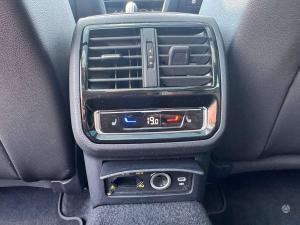 Grey Volkswagen Passat Alltrack 2022 in Vilnius, with an engine capacity of 2.00 L and mileage of 137 thousand km for 24200 €, photo 20 on AUTOMOTO.COM.LV