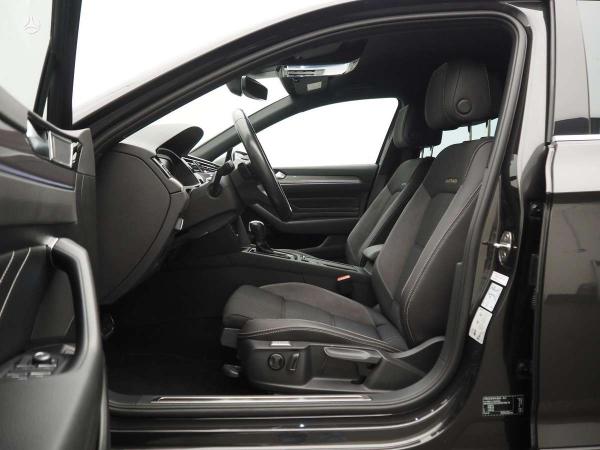 Pelēks Volkswagen Passat Alltrack 2023 Viļņa, ar dzinēja tilpumu 2.00 L un nobraukumu 134 tūkst. km par 29500 €, foto 8 vietnē AUTOMOTO.COM.LV
