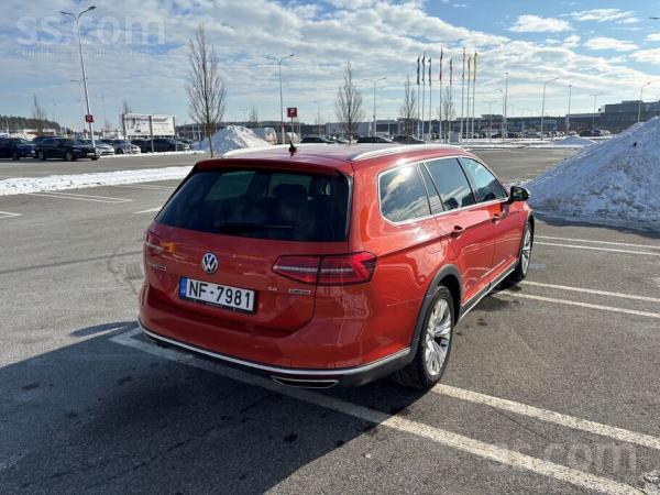 Oranžs Volkswagen Passat Alltrack 2016 Rīga, ar dzinēja tilpumu 2.00 L un nobraukumu 480 tūkst. km par 9200 €, foto 6 vietnē AUTOMOTO.COM.LV