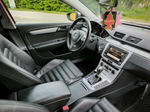 Sarkans Volkswagen Passat Alltrack 2013 Trakai, ar dzinēja tilpumu 2.00 L un nobraukumu 292 tūkst. km par 6590 €, foto 20 vietnē AUTOMOTO.COM.LV