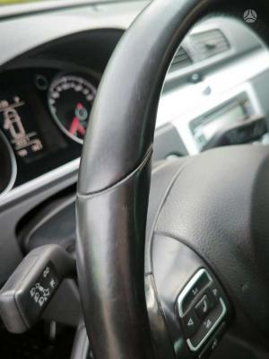 Sarkans Volkswagen Passat Alltrack 2013 Trakai, ar dzinēja tilpumu 2.00 L un nobraukumu 293 tūkst. km par 6190 €, foto 25 vietnē AUTOMOTO.COM.LV