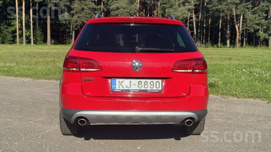 Sarkans Volkswagen Passat Alltrack 2013 Jūrmala, ar dzinēja tilpumu 2.00 L un nobraukumu 154 tūkst. km par 8900 €, foto 5 vietnē AUTOMOTO.COM.LV