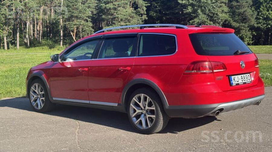 Sarkans Volkswagen Passat Alltrack 2013 Jūrmala, ar dzinēja tilpumu 2.00 L un nobraukumu 154 tūkst. km par 8900 €, foto 7 vietnē AUTOMOTO.COM.LV