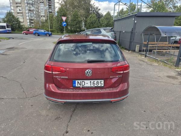 Volkswagen Passat Alltrack 2016 Rīga vietnē Sarkans Volkswagen Passat Alltrack 2016 Rīga, ar dzinēja tilpumu 2.00 L un nobraukumu 297 tūkst. km par 10990 €, foto 8 vietnē AUTOMOTO.COM.LV