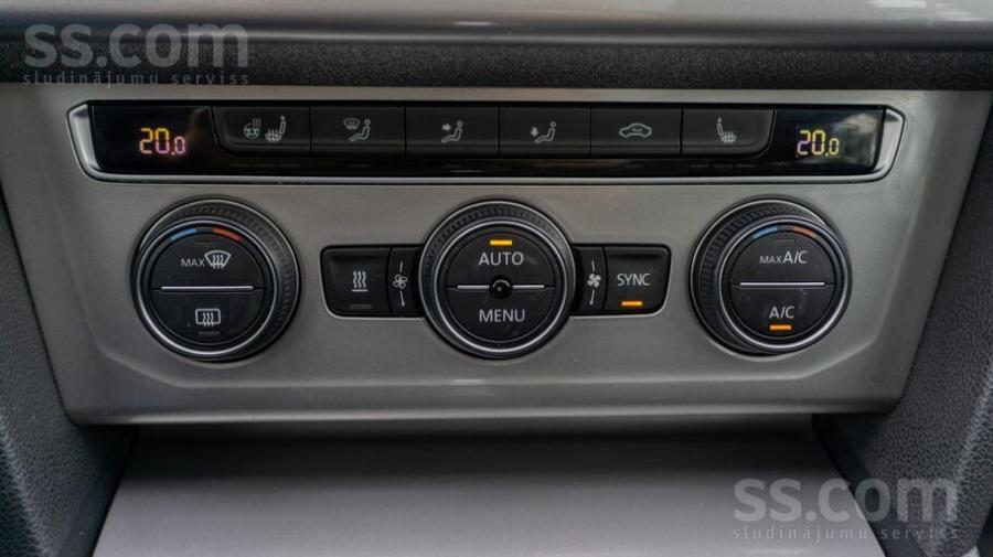 Sarkans Volkswagen Passat Alltrack 2016 Rīga, ar dzinēja tilpumu 2.00 L un nobraukumu 297 tūkst. km par 10990 €, foto 18 vietnē AUTOMOTO.COM.LV